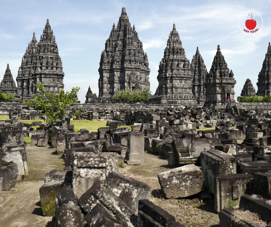 CÁI CHẠM TAY NGÀN NĂM Ở PRAMBANAN VÀ LỜI CHÚC THỊNH VƯỢNG GỬI NGƯỜI ...